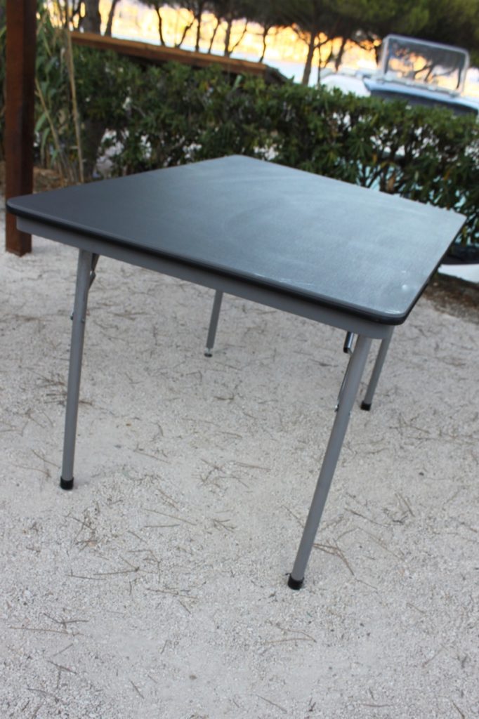 Der optimale Tisch: Isabella Campingtisch Medium 120 x 80 – Kimchi Express